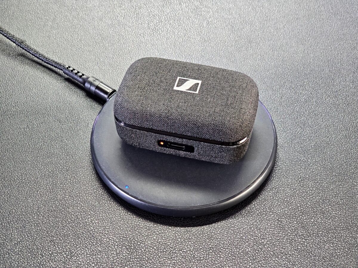 【SENNHEISER MTW4レビュー】音質からノイキャンから機能性まで全てが最強 | MOMENTUM True Wireless 4 ...